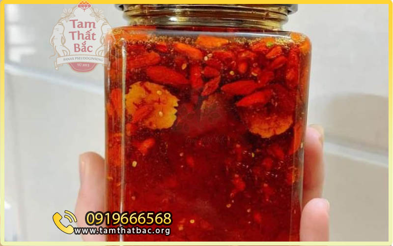 Táo đỏ ngâm mật ong có tác dụng gì? Cách ngâm táo đỏ kỷ tử với mật ong